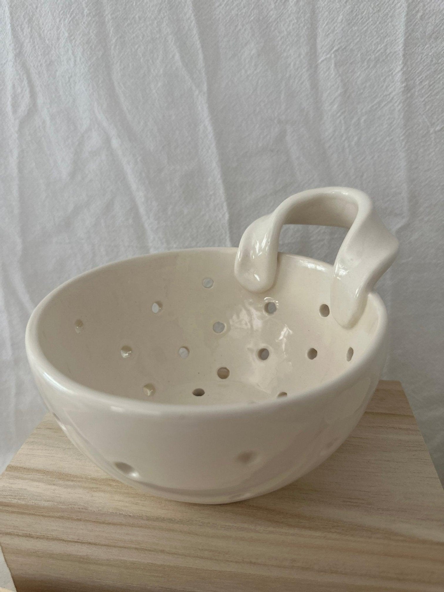 Handmade Ceramic Berry Bowl Handheld Colander - MuddyHeart